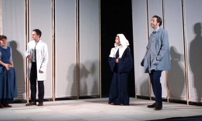 A representación teatral “Os nenos da varíola” enche a Casa de Cultura ...